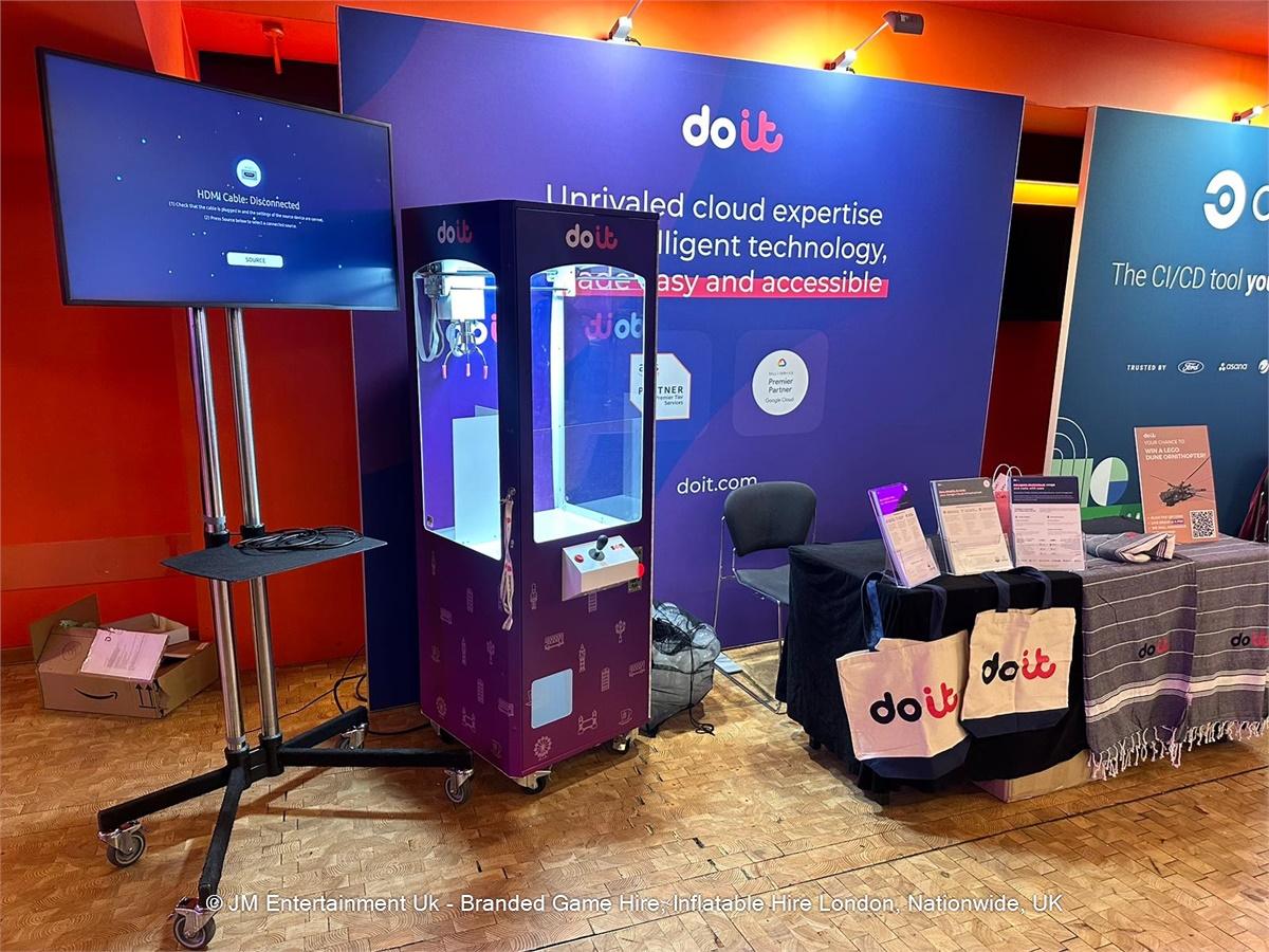 Prize Crane Grabber Hire | Claw Grabber Hire | JM Entertainment Uk