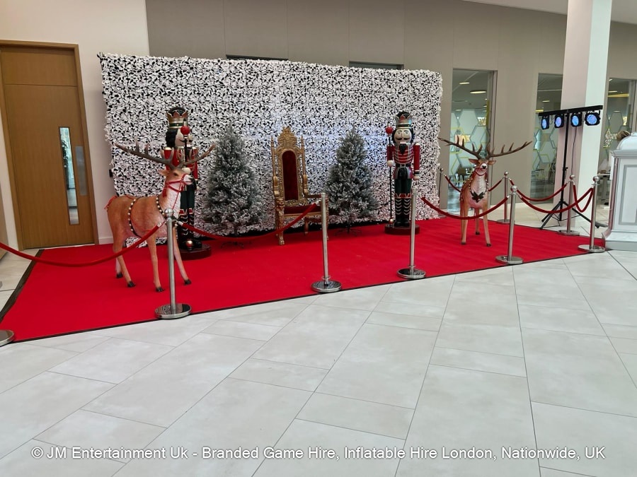 Santas Grotto Hire | JM Entertainment